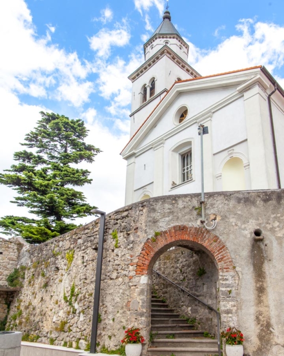 Vipava Valley Travel Guide: Things to Do, Wineries & Restaurants